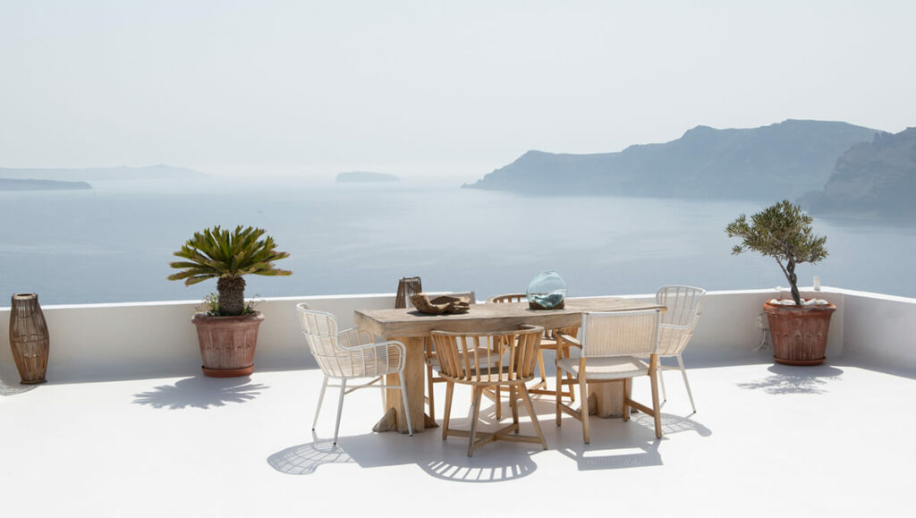 5 Luxurious Deck Designs for Your Home